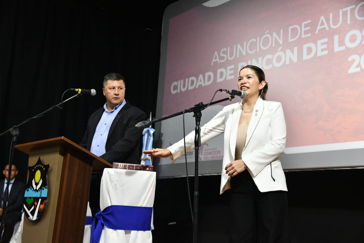 Norma Sepúlveda asumió su segundo mandato como intendenta de Rincón ...
